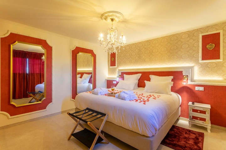Loveroom Diamant Spa Détente Avec Balnéo Double & Sauna - Cassis