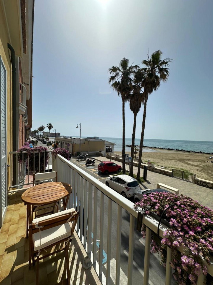 Villinetto Cinzia - Central Anzio - Beachfront - Alloggio Turistico - Anzio