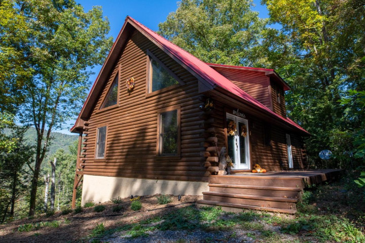 Smokies Overlook Lodge - Maggie Valley, NC