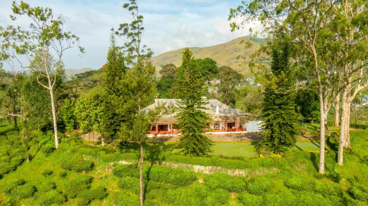 Sinna Dorai's Rotti Kadai Bungalow - Valparai