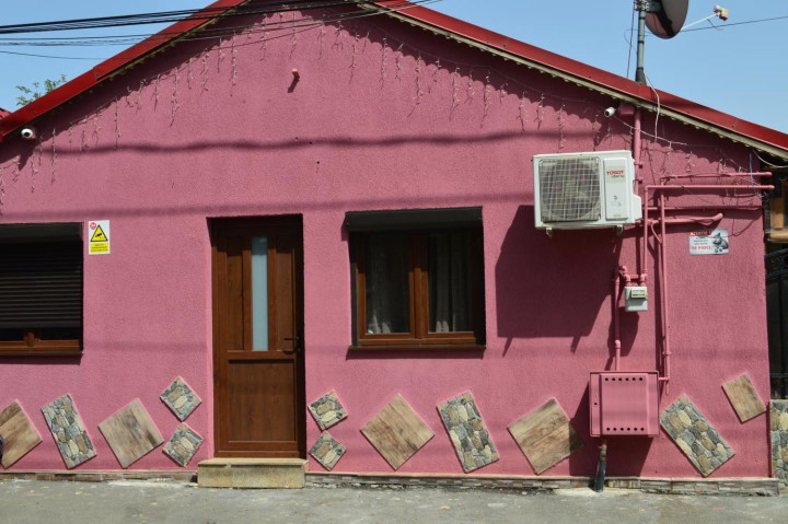Yna House - Bucarest
