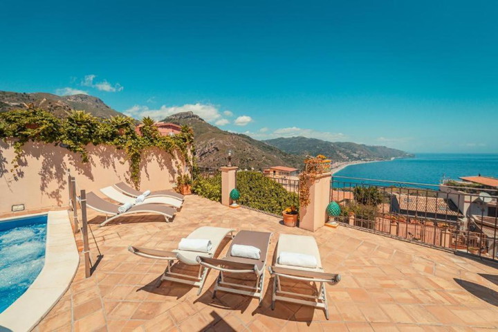 Sirami Apartments - Letojanni
