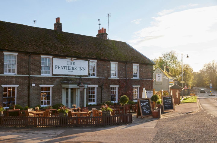 Feathers By Chef & Brewer Collection - Bedfordshire