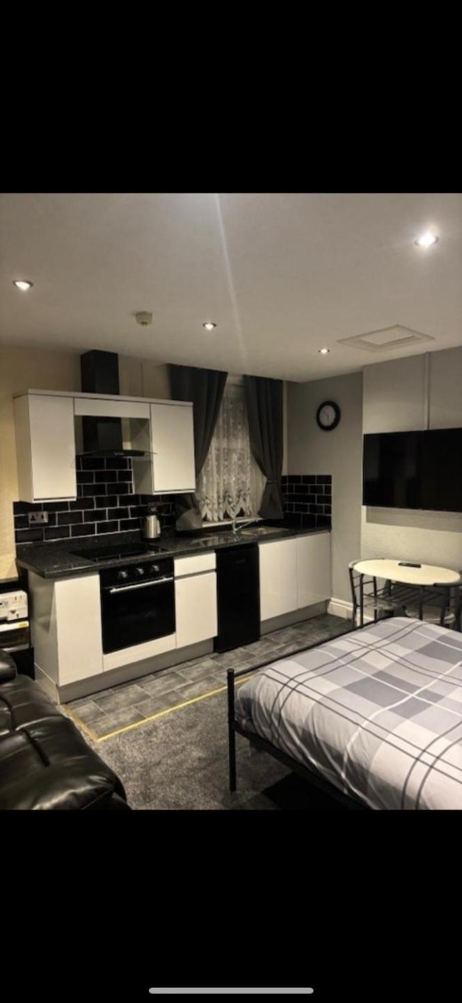 Phillips Apartments - Blackpool