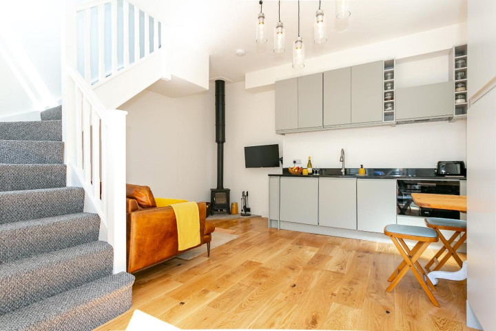 The Bs Hive, Modern, Stylish, 2 Bedroom House, In Harrogate Centre - Knaresborough