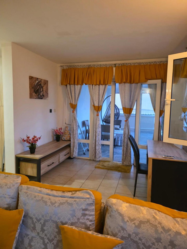 Quartier Hauts Vallons Proche Quartz Et Carrefour - Mayotte