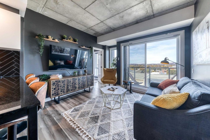 Appartement Luxe, Incredible Sunset View, Pool, Parking, Near Old Québec - Quebec City