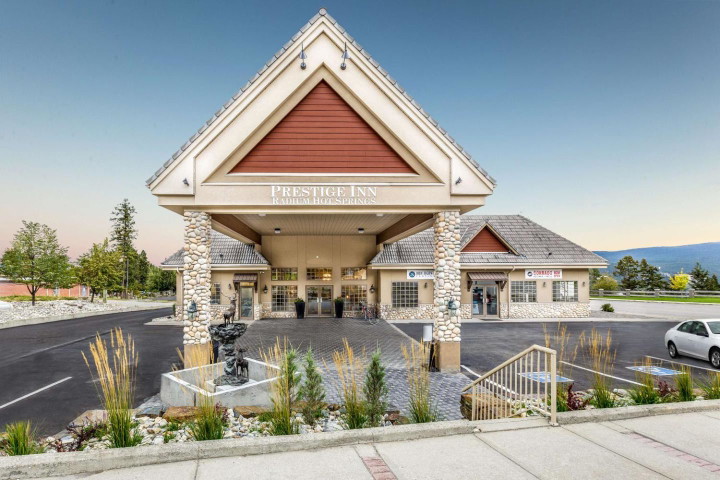 Prestige Radium Hot Springs Resort, Worldhotels Crafted - Alberta