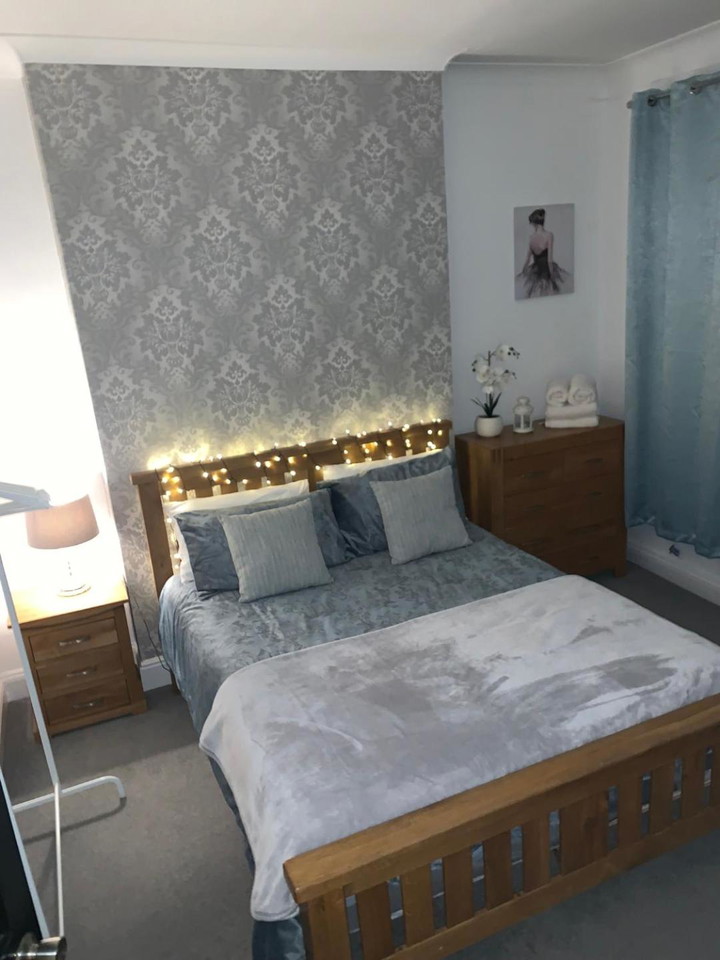 Stylish 91sqm Victoria 2 Bedroom Apartment - Brístol