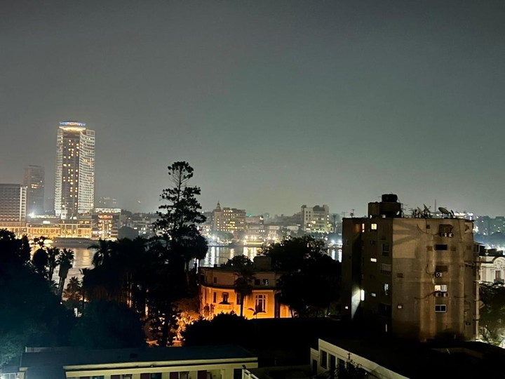 Nile View 1950s Spacious Apartment - Giza - Cairo