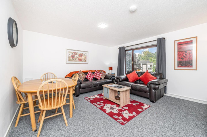 City Centre Apartment - Dunfermline
