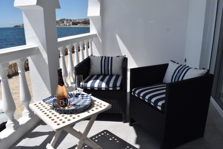 Rise & Shine Beachfront La Cala - Mijas