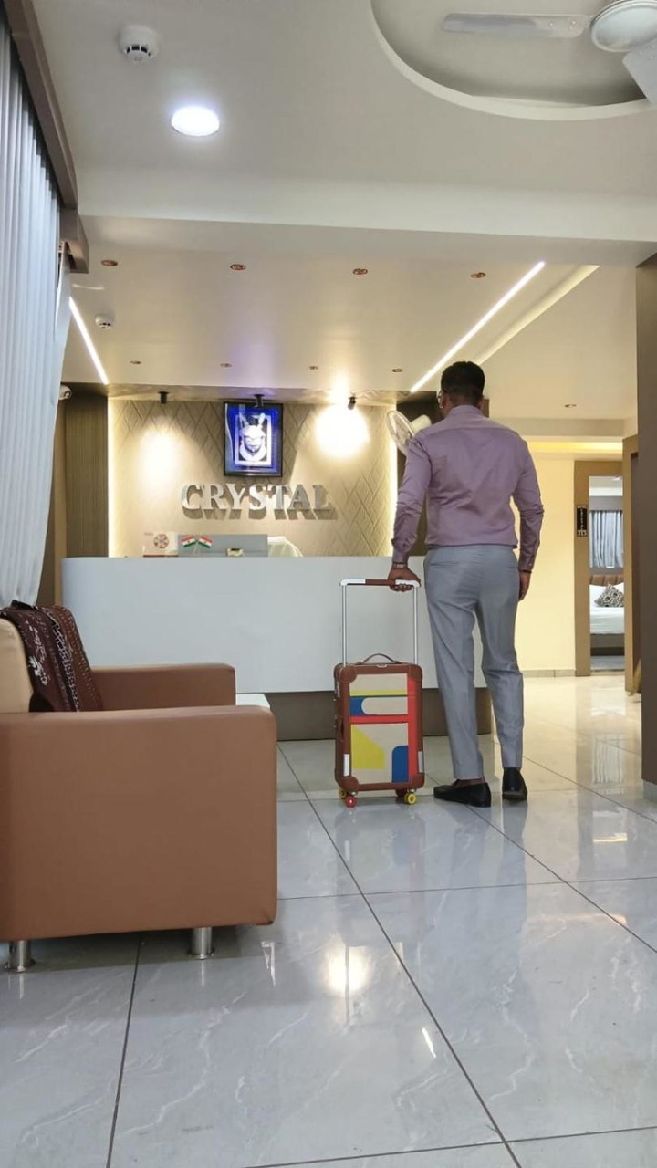 Hotel Crystal - Ahmadabad