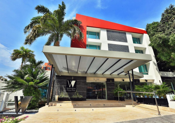 Washington Plaza - Soledad