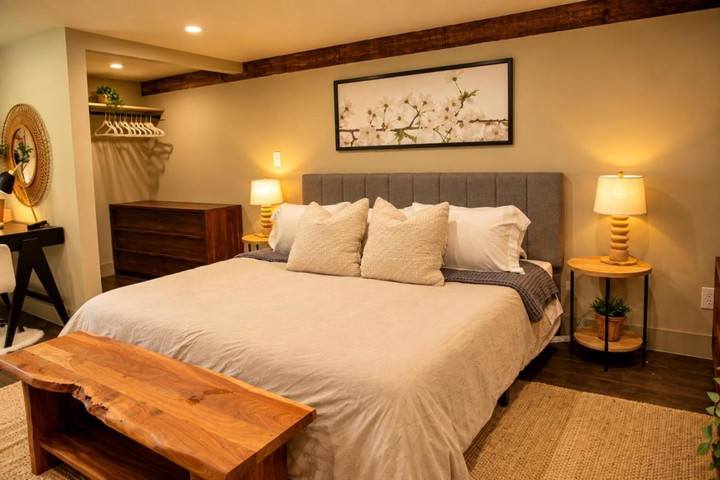 The Velvet Hidaway 30 Day Stays 1 King Bed - Albany, OR