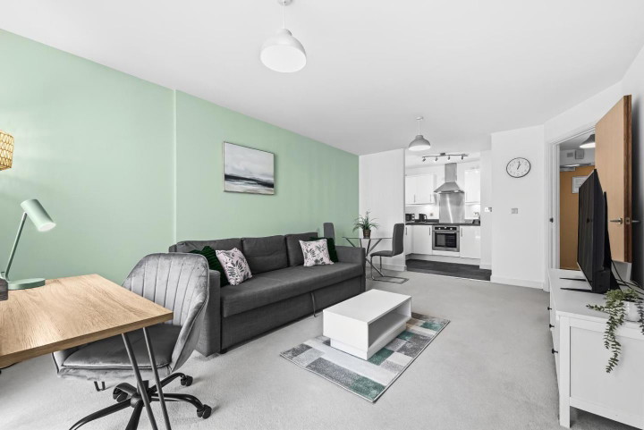 Cotels At The Hub Serviced Apartments Fibre Wifi, Central Location In Vibrant Leisure Quarter, Free Parking - Milton Keynes