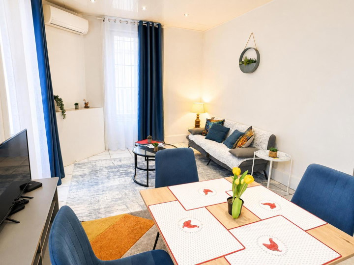 Appartement ÉLégant Et Confortable Coté Gare - Lagnieu