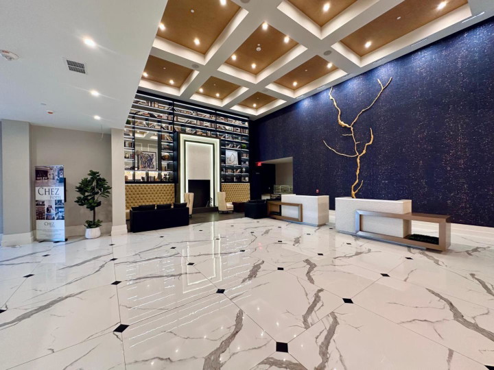 Chez Hotel - Arlington Heights, IL