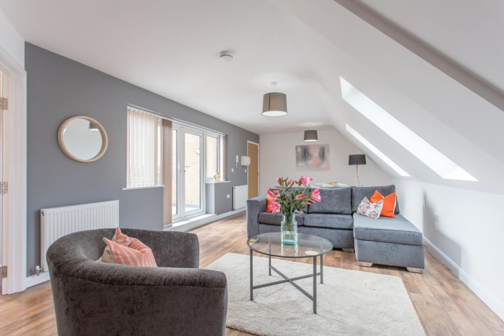 Modern Bright 1-2 Bed Apartments Oxford, With Free Parking ,Ox4 Near Bmw Science Park & Hospitals - Oxford