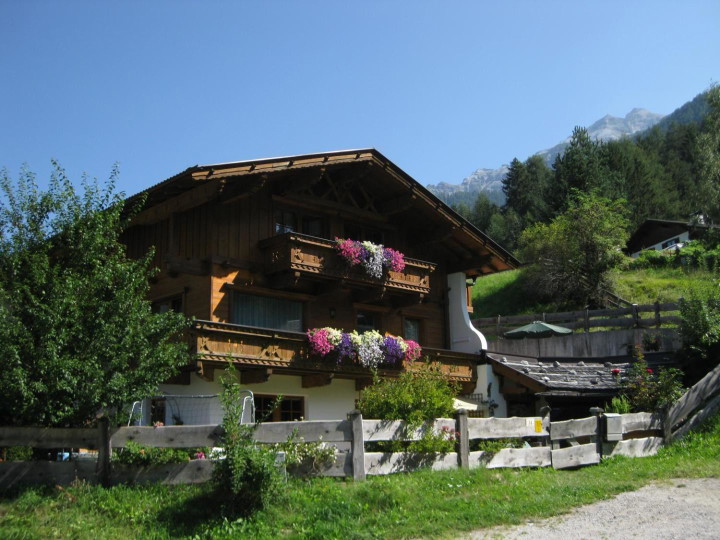 Haus Gamskogl - Neustift im Stubaital