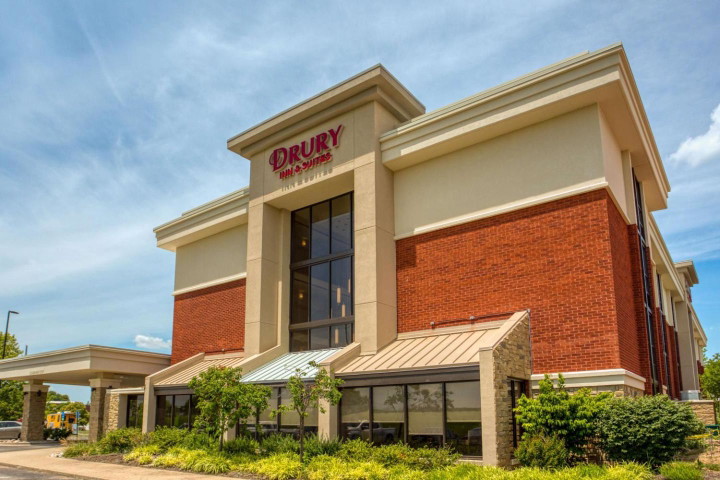 Drury Inn & Suites St. Louis - Fairview Heights - Belleville, IL