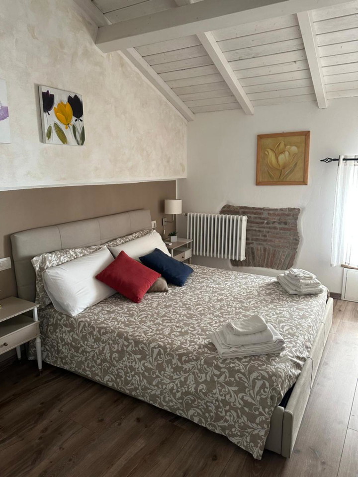 Domus Tuscia Apartments San Faustino Guesthouse - Lazio