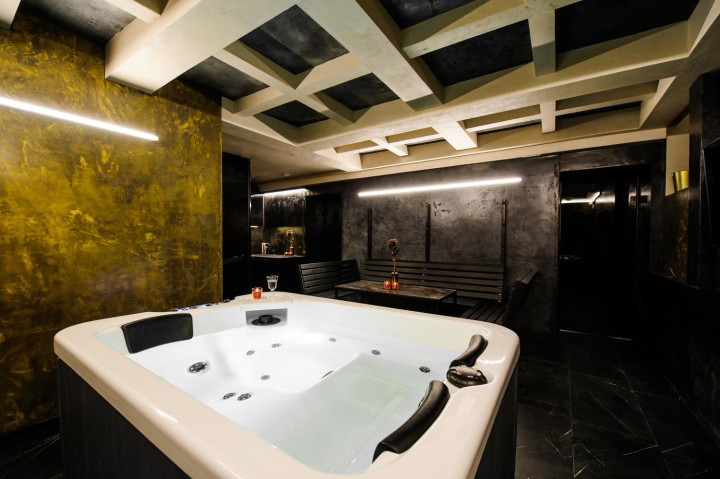 Apartments In Kaunas City Centre With Jacuzzi Bath - Kaunas
