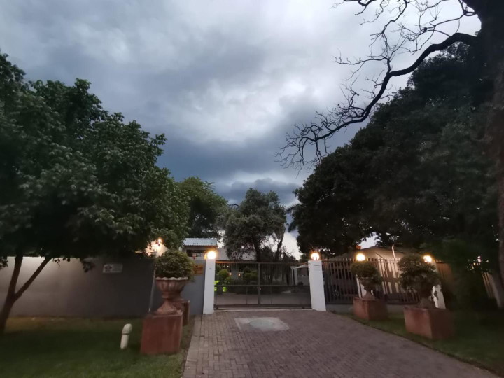 Bono Luxury Guesthouse - Rustenburg