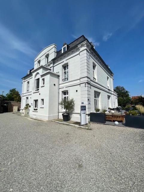Hôtel ÉChappée En Baie - Chambres Climatisées -Parking Privé Gratuit Dont Forfaits Bornes éLectriques Réservable - Cayeux-sur-Mer