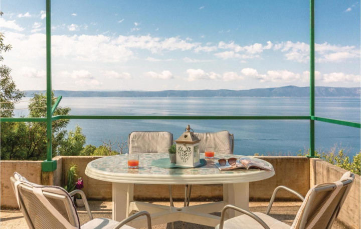 One-bedroom Holiday Home In Podgora - Hvar