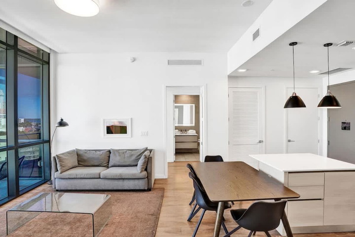 17west Spacious 2br Apartment With Balcony -505 - Miami Beach, FL
