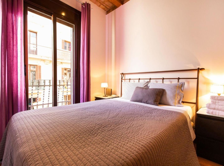 Tapioles · Lovely Apartment In Poble Sec - El Prat de Llobregat