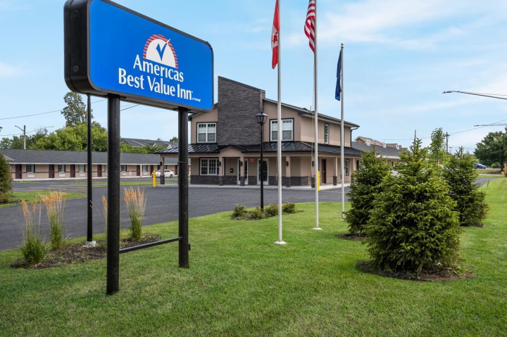 Americas Best Value Inn Farmington - State of New York