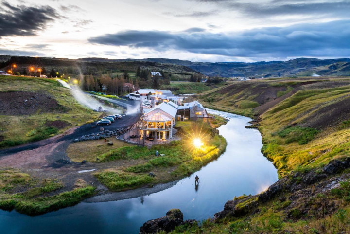 Frost And Fire Hotel - Iceland