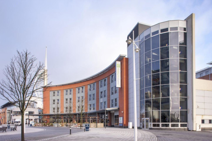 Holiday Inn Express Portsmouth Gunwharf Quays By Ihg - Gosport