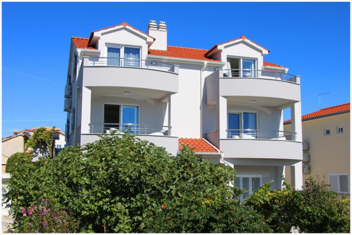 Apartments Up&up - Primošten