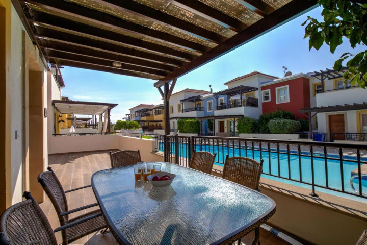 Aphrodite Gardens Apartment By Ezoria Villas - Kato Paphos