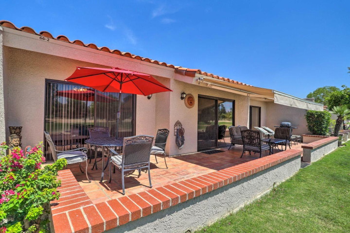 Delightful Palm Desert Gem W/ Fairway Views! - Palm Desert, CA