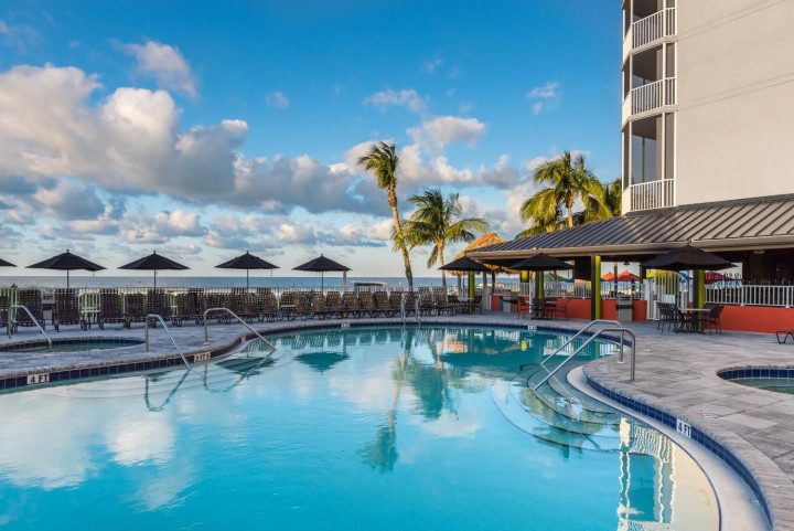 Diamond Head Beach Resort - Sanibel Island, FL