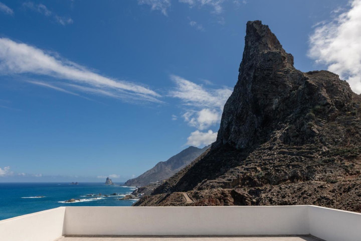 Pearl Of Nature: Serenity By The Sea - Santa Cruz de Tenerife
