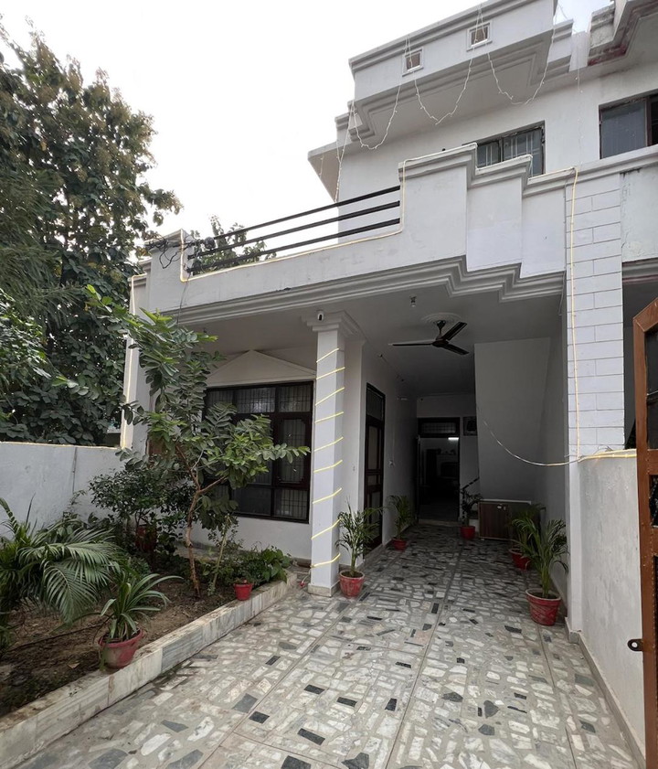 Jack & Deeno - A Vibe As Home - Lucknow