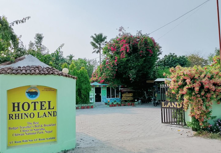 Hotel Rhino Land-sauraha Family Home - Tibet