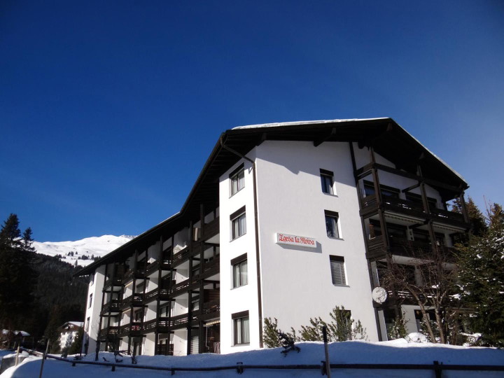 Zuhause In Den Alpen Ihre Ferienwohnung Mit Hallenbad Und Sauna - Valbella