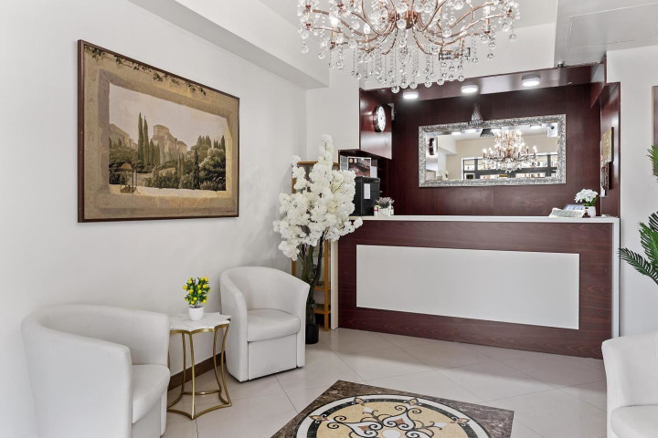 Lina Hotel - Voluntari
