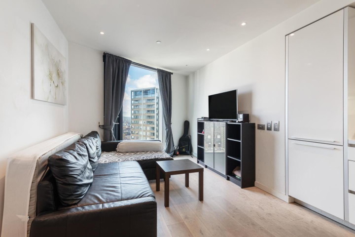 Bright 1 Bedroom Apartment In Elephant And Castle - Londres