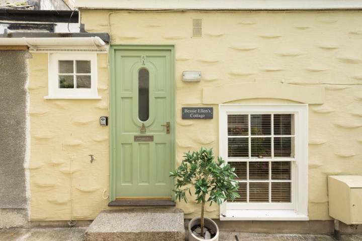 Bessie Ellens Cottage - 1 Pet Welcome - Central Location - Free Wifi - Fowey