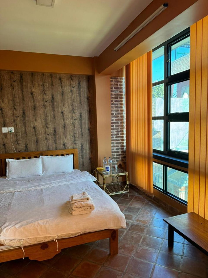 Looniva Guest House And Studio Apartment With Balcony - Kathmandu