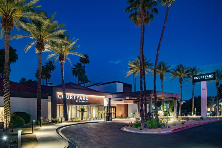 Courtyard By Marriott Phoenix North - Phoenix, AZ