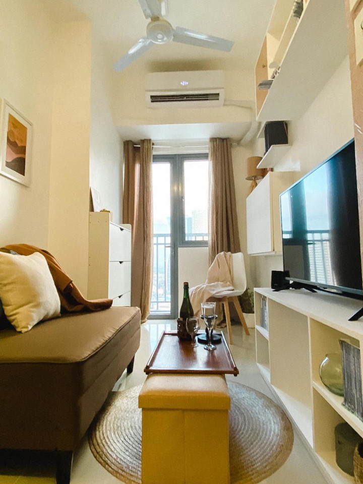 Fame Residences Tower-1 Unit 3207 In Mandaluyong 1 Br W Balcony City View - Taytay