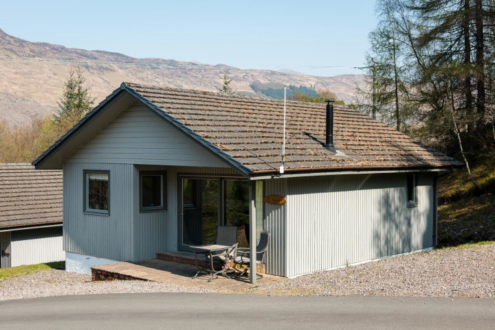 Deerstalker Lodge Cozy Lodge With Wood Burner - Loch Lomond